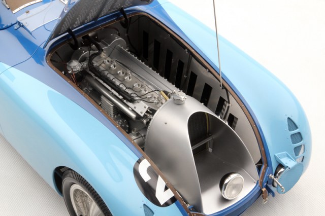 Amalgam Bugatti Type 57G 'Tank' - 1937 Le Mans Winner • DiecastSociety.com